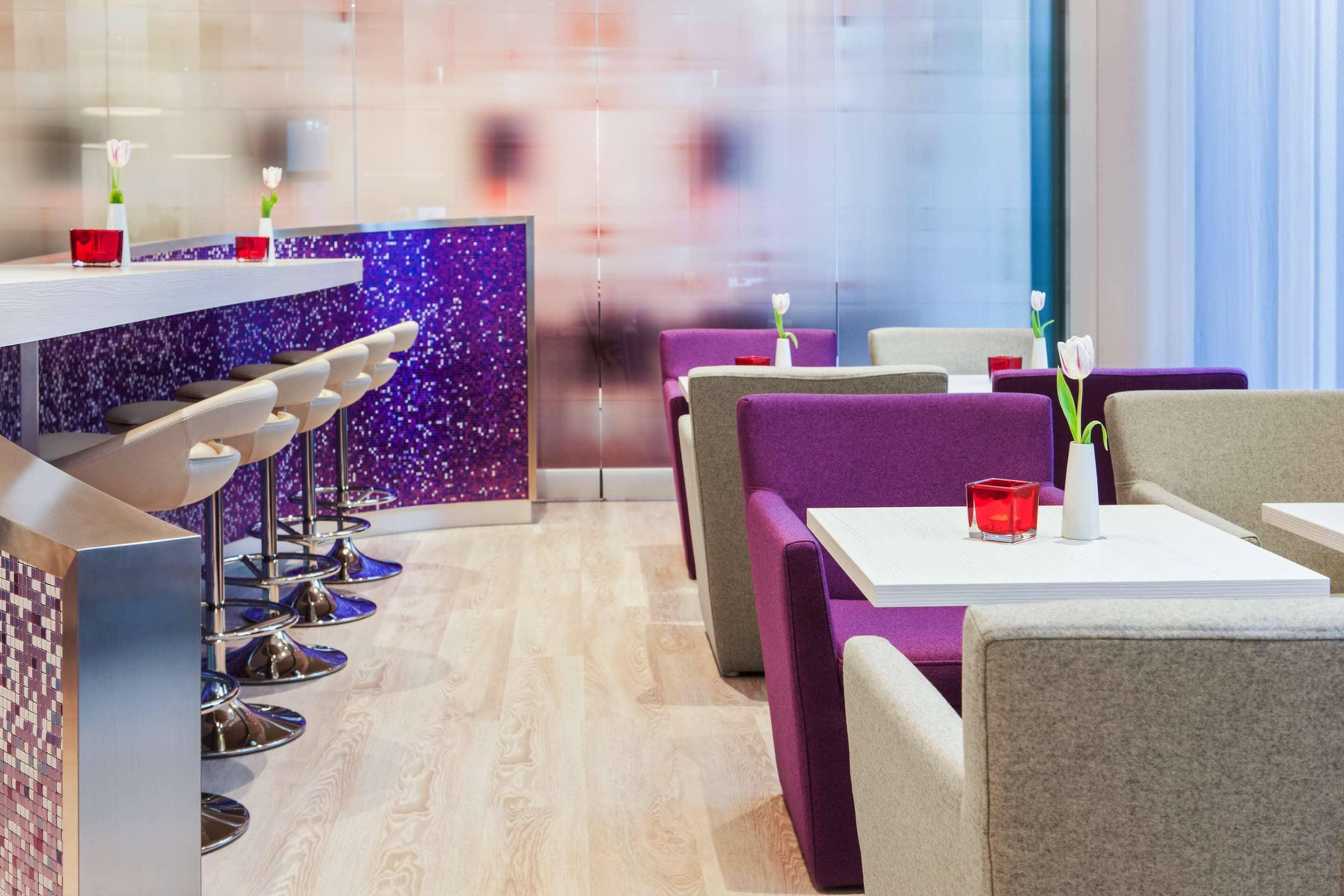 INTERCITYHOTEL HAMBURG DAMMTOR-MESSE 4⋆ ::: HAMBOURG, ALLEMAGNE ...